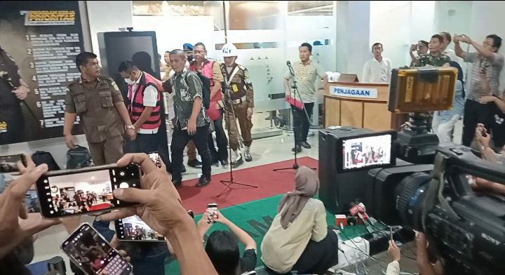 Kejagung RI Tetapkan Kadis ESDM Babel dan 4 Lainnya Sebagai Tersangka - Berita CMM